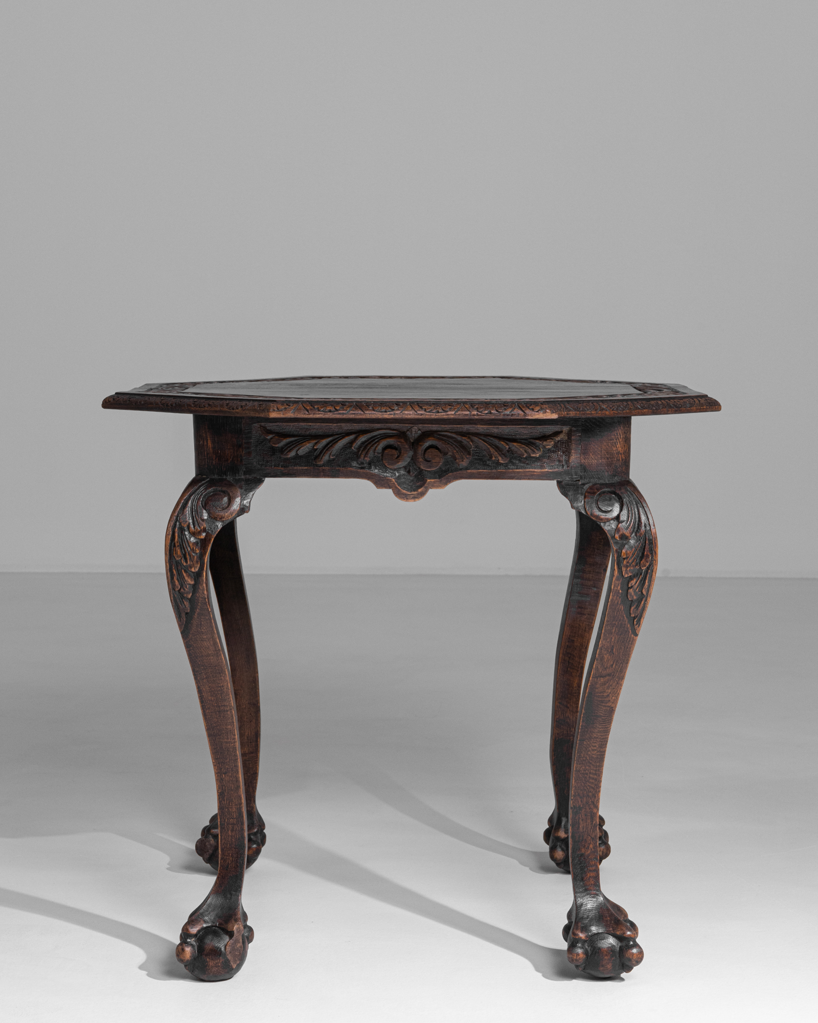 Specs and info on Neo-Renaissance Octagonal Table