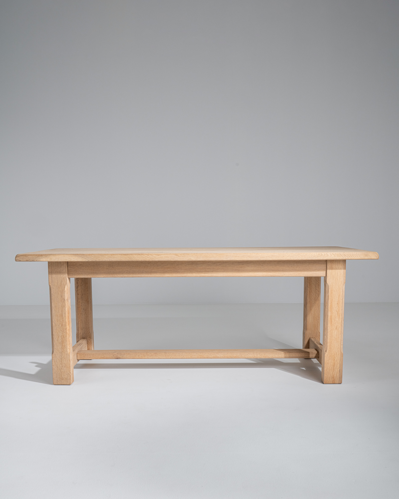 Specs and info on Oak Trestle Dining Table